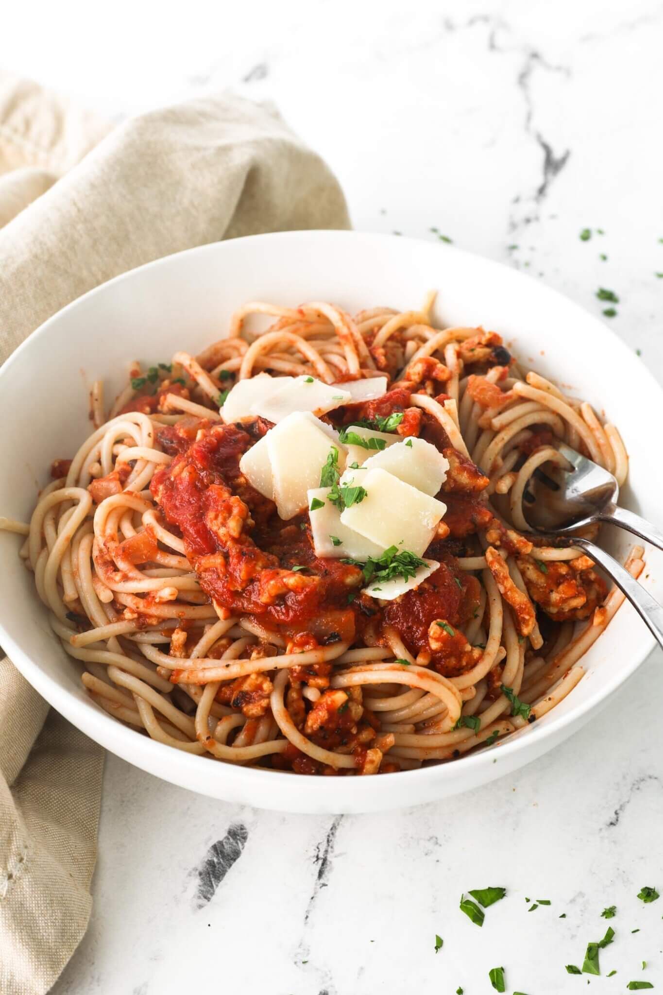 Easy Homemade Ground Chicken Spaghetti Bolognese - Real Simple Good